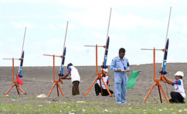 Lapan: Kemampuan Roket Indonesia Masih di Era 1960-an | tempo.co