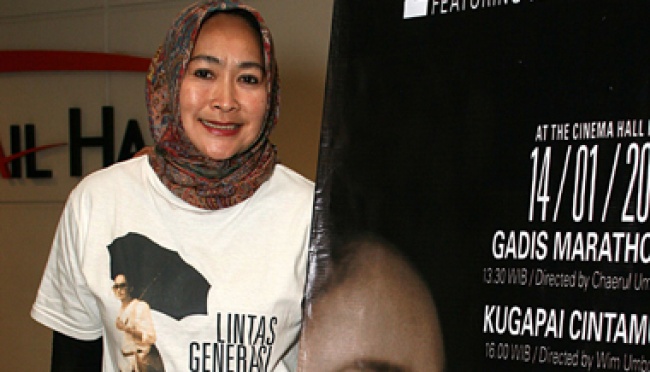 Eksistensi Setengah Abad Jenny Rahman | tempo.co