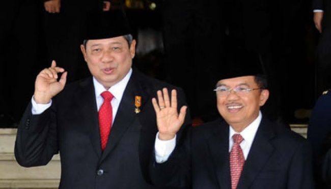 Diselamati Pemimpin ASEAN, JK: SBY Belum | tempo.co
