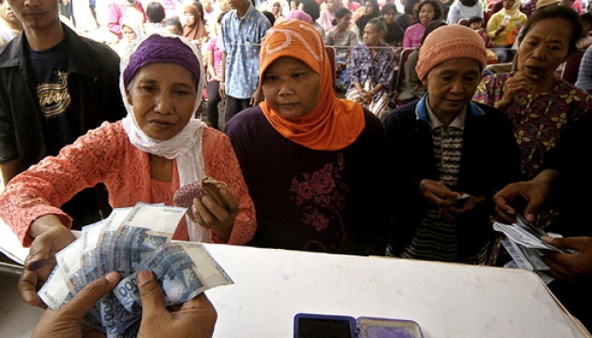 Sebanyak 61 Ribu Keluarga Miskin Tercatat di Sidoarjo | tempo.co