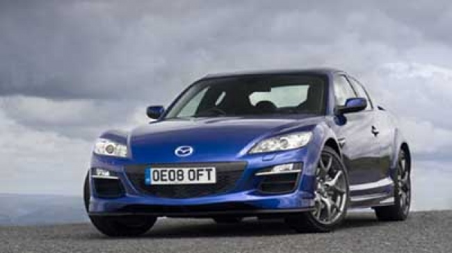 Bumper Mobil Sport Mazda RX8 Penyok, PT Pegadaian Digugat | tempo.co