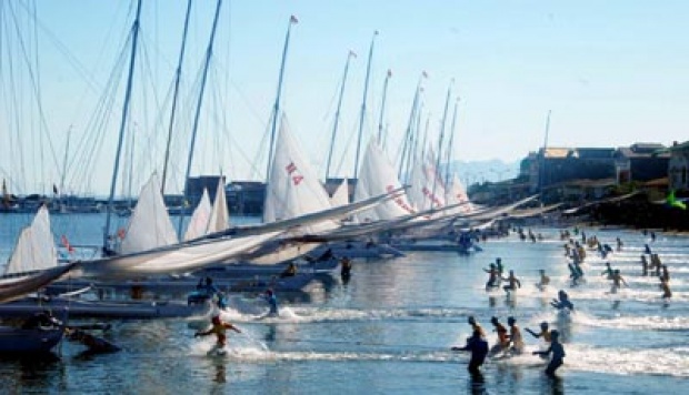 Indonesian Sandeq Race 2013 - En.tempo.co