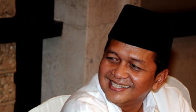 Soetrisno Bachir Bersaksi di Sidang Kasus Alkes | tempo.co