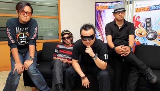 Dengan Vokalis Baru, The Fly Rilis Album ke-6 | tempo.co