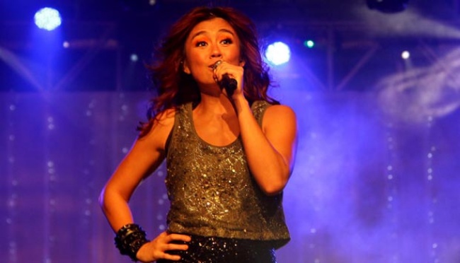 Diserang Flu, Agnes Monica Ngotot Manggung | tempo.co