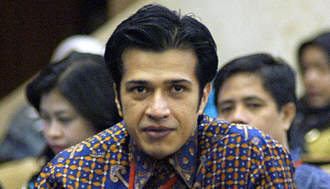 Kasus Hambalang, KPK Periksa Aktor Primus | tempo.co