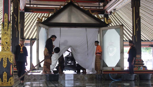 Mediasi Raja Keraton Surakarta dengan Putrinya Kembali Buntu | tempo.co