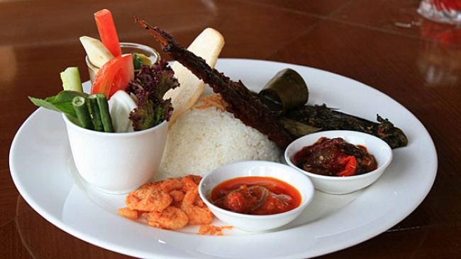 Jawa dan Barat di Koenokoeni Cafe Gallery | tempo.co