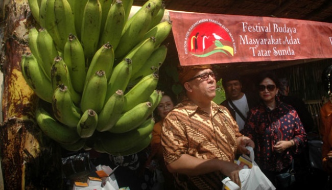 Festival Budaya 14 Kampung Adat Sunda di Bandung | tempo.co
