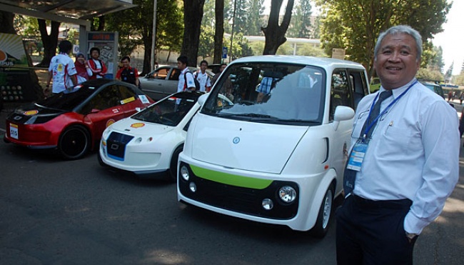 Inilah Mobil Listrik Buatan ITB | tempo.co