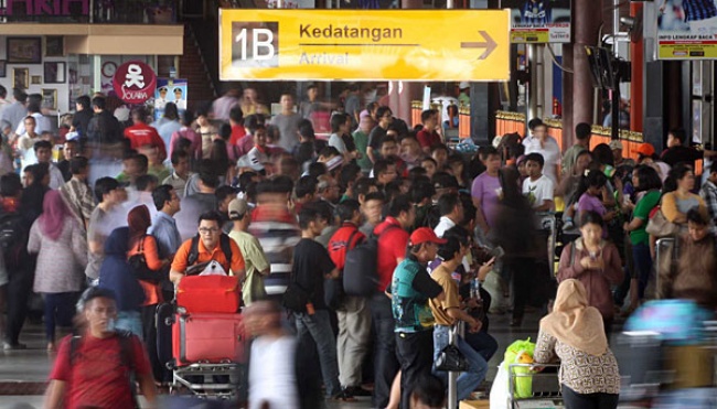 Puncak Arus Balik di Bandara Soekarno-Hatta | tempo.co