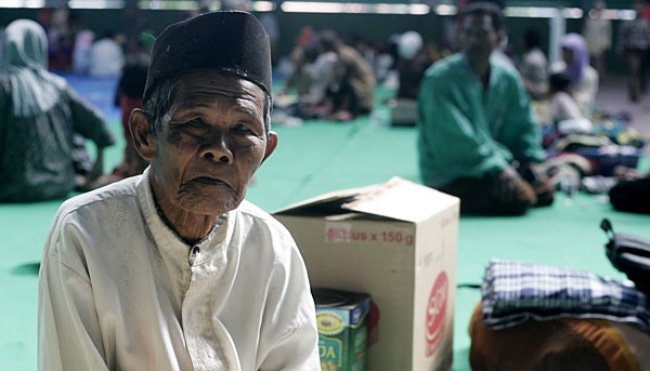 Hanya MUI Jawa Timur yang Teken Fatwa Syiah Sesat | tempo.co