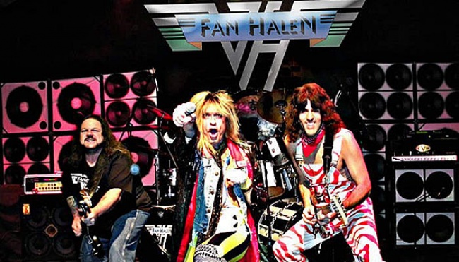 Aksi Kocak Band Tribute Meniru Grup Musik Terkenal | tempo.co