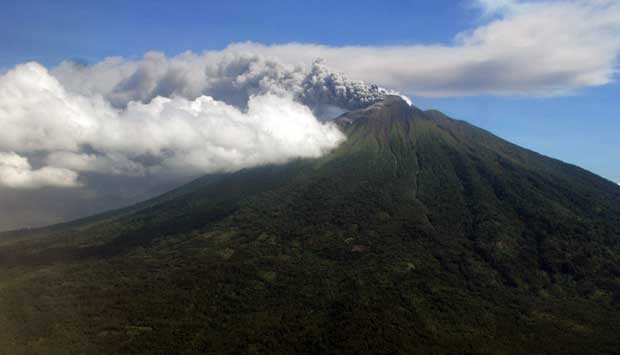 Student Missing in Mount Gamalama Found Today - Life En.tempo.co