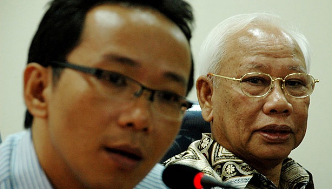 Bagir Manan Pertanyakan Alasan Jokowi Tak Teken UU KPK | tempo.co