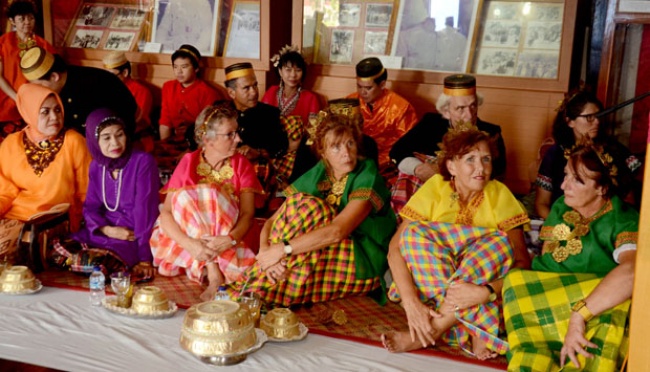 Ritual Adat Accera Kalompoang | tempo.co