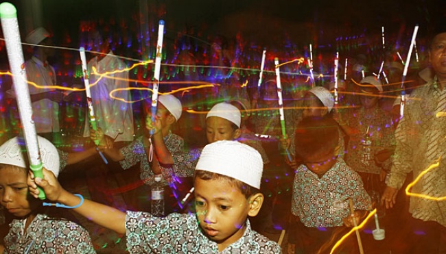 Perayaan Tahun Baru Islam 1434 Hijriyah di Cirebon | tempo.co