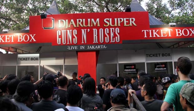 Guns N' Roses Batal Konser Malam Ini | tempo.co