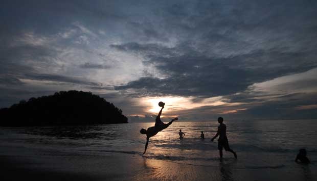 Top 10 Cleanest Beaches in the World - Life En.tempo.co