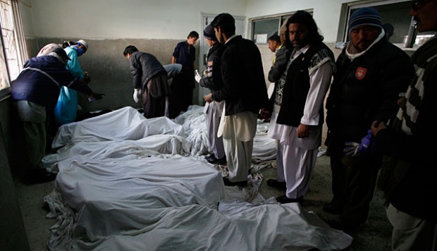 Bus Peziarah Syiah Pakistan Dibom - foto Tempo.co