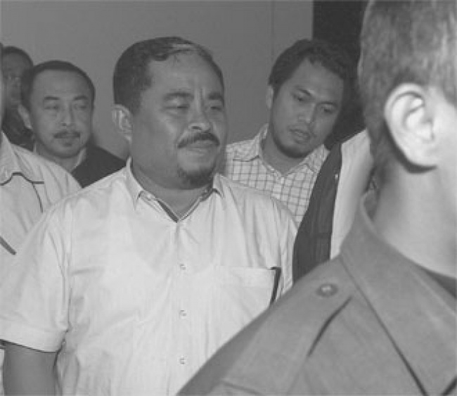Kejagung Belum Tetapkan Status Fathanah di BJB | tempo.co