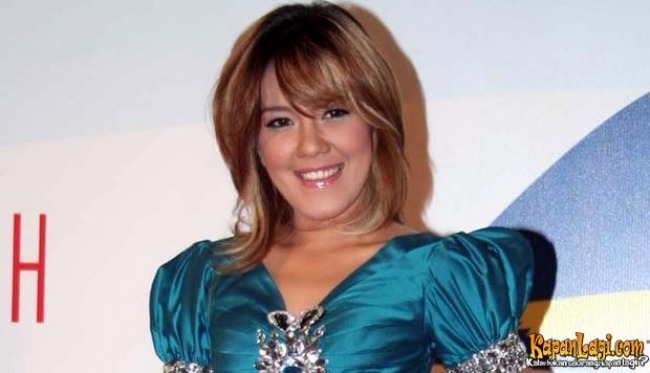 Ivy Batuta Pecinta Kenangan, Koleksi Fotonya Segudang | tempo.co