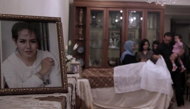Ully Artha Sudah Setahun Menikah dan Mualaf | tempo.co