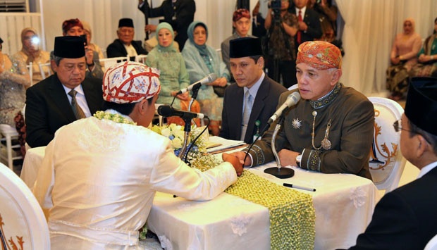 Akad Nikah Azima Rajasa dan Audy Satria Wardhana - Seleb Tempo.co