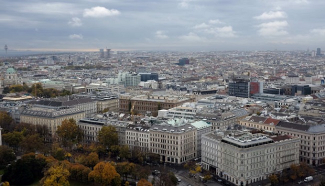 Ini Dia Bungee Jumping Tertinggi di Dunia | tempo.co