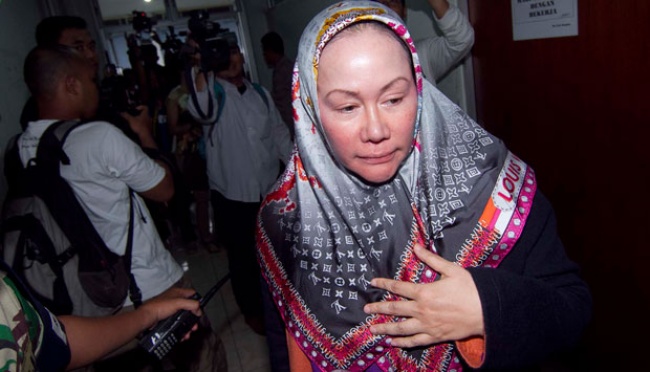 Pakar: Pelesiran ke Kairo, Begini Gaya Jilbab Atut | tempo.co