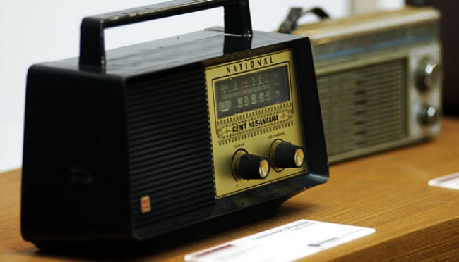 Melihat Pameran Radio Antik Masa Kemerdekaan | tempo.co