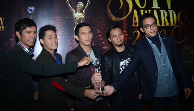 Ariel Noah Bicara Soal Album Sings Legends | tempo.co