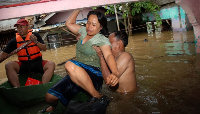 Sungai Citarum Meluap, Ribuan Rumah Terendam | tempo.co