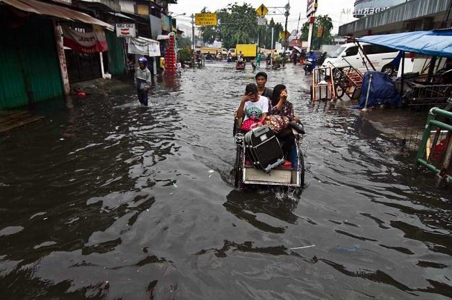 Prediksi Awal Musim Hujan 2023/2024 dari BMKG, Waspada Bencana Hidrometeorologi | tempo.co