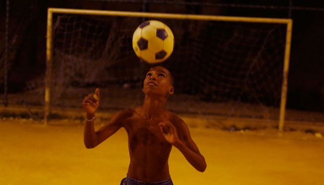 Sundul Bola Berbahaya bagi Anak | tempo.co