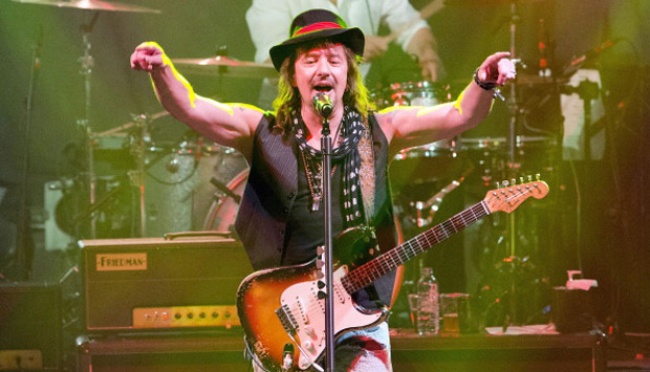 Richie Sambora Tampil Perdana Usai Keluar dari Bon Jovi | tempo.co