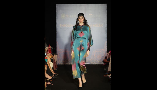 Alleira Batik, Koleksi Lebaran dari Mozaik Unik | tempo.co