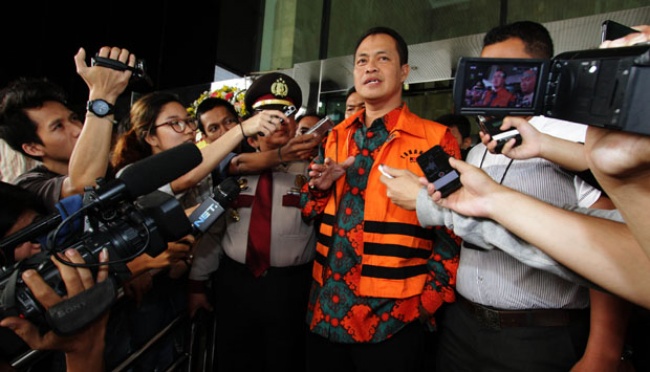 Muhtar Efendi Resmi Ditahan KPK | tempo.co