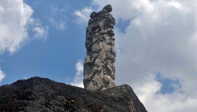 Melihat Magisnya Kampung Marapu | tempo.co