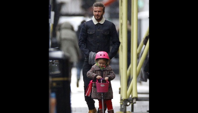 Aksi Kompak David Beckham dan Putri Imutnya | tempo.co