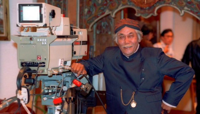 Pengusaha Nyentrik Bob Sadino Meninggal Dunia | tempo.co