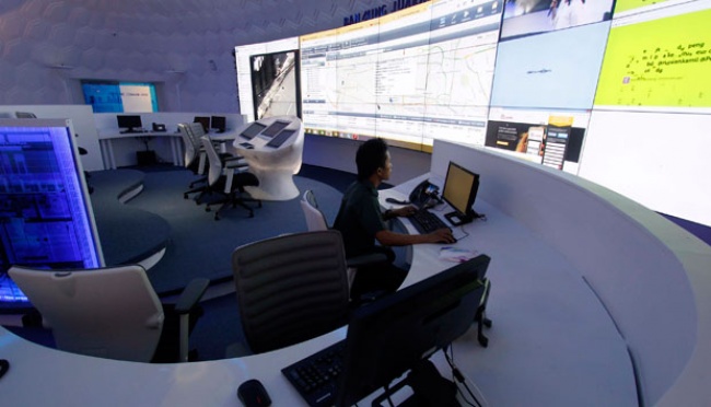 Melihat Bandung Command Centre | tempo.co
