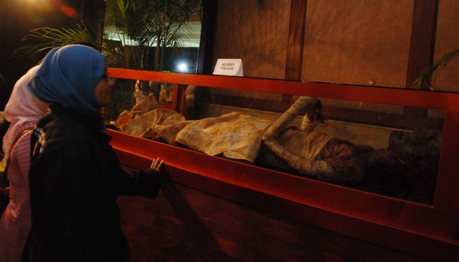 Melihat Mumi Firaun Ramses II | tempo.co