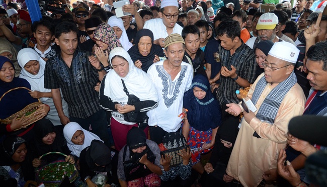 Pemakaman Komedian Betawi, Mpok Nori | tempo.co
