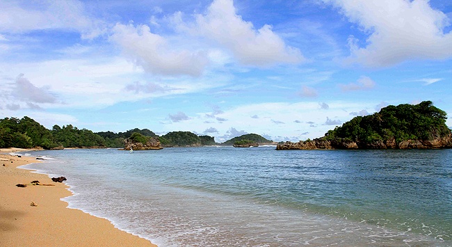 Pantai Kondang Merak, Pesona di Malang Selatan | tempo.co
