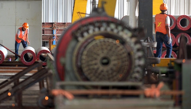 Mengintip Pembuatan Beton di PT Adhi Persada Beton | tempo.co