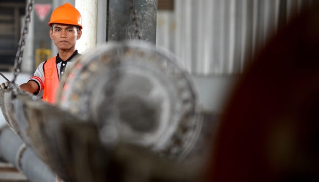 Mengintip Pembuatan Beton di PT Adhi Persada Beton | tempo.co