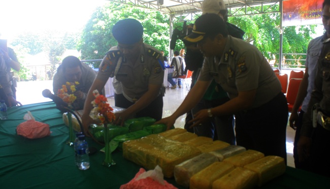 Penyelundupan 30 Kg Sabu dari Malaysia Berhasil Digagalkan | tempo.co