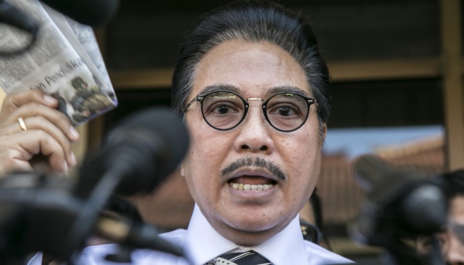 Hotma Sitompul Resmi Jadi Pengacara Margriet, Ibu Asuh Angeline | tempo.co