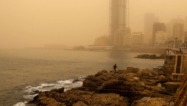 Deadly Sandstorm Hit Middle East - foto En.tempo.co